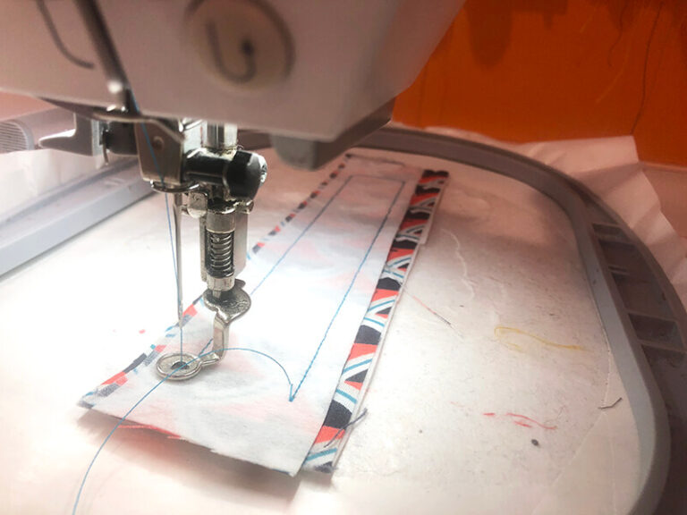 Free in-the-hoop key fob - Machine Embroidery Geek