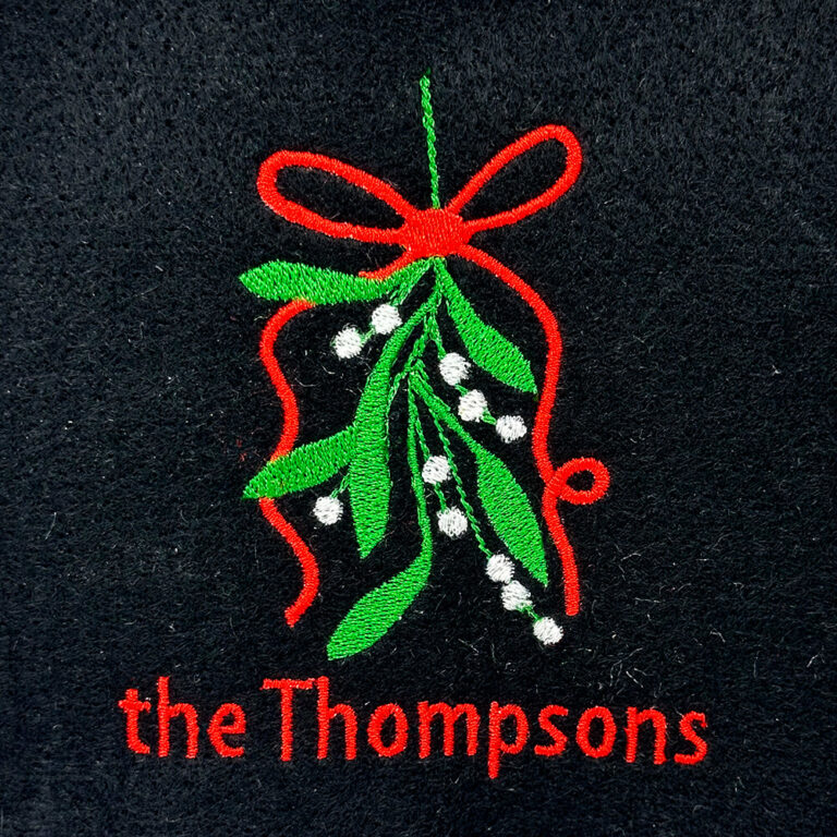 Country Mistletoe Embroidery Design - Machine Embroidery Geek